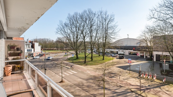 Appartement met 2 slaapkamers en terras in Merksem! | VB Vastgoed